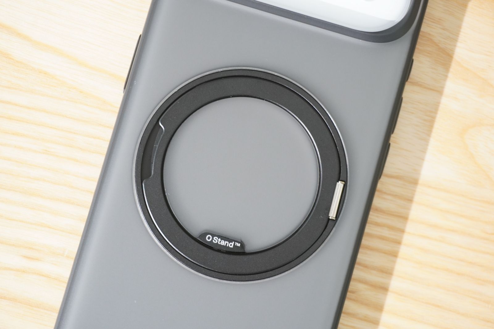 TORRAS Ostand O3 Fitnessケースレビュー！360度回転スタンドでどこにでもiPhoneAirをおいて使える | カラク ...